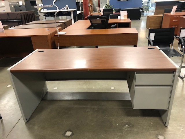 Business Furniture Warehouse Pre-Owned Office Furniture