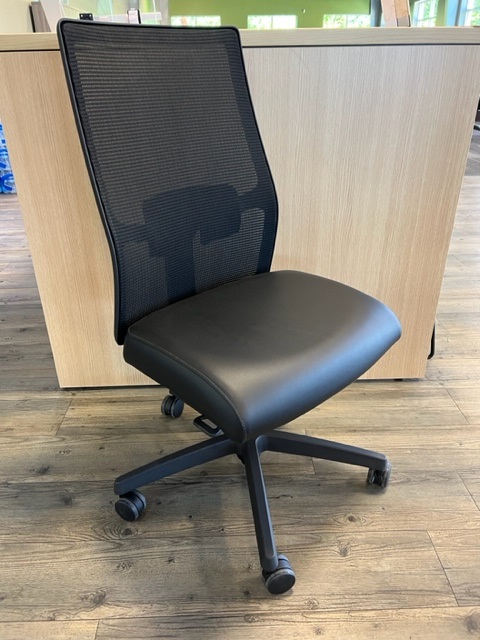 Business Furniture Warehouse Pre-Owned Office Furniture